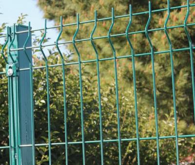 China Curved Welded Wire Mesh Fence Commercial 3D Fence Panel for sale