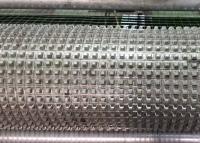 China 16 Gauge 1 X 1/2 Inch Galvanized Welded Wire Mesh Roll for Raising Animals for sale