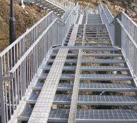 China Painted Welded Steel Grating with Serrated Surface for sale