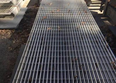 China Rust Prevention Galvanized Q235/Q345 Material Steel Drain Metal Grating for sale