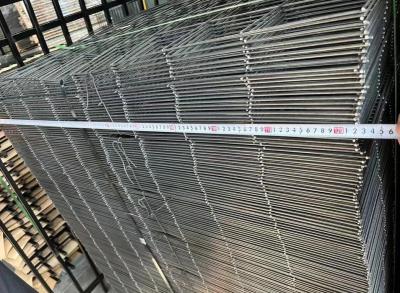 China Electro Galvanized 2*2 Welded Wire Mesh Panel 2m*1m for Construction for sale