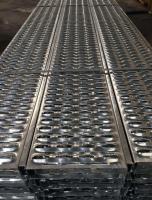 China Anti Skid Plate Aluminum Walkway Floor and Roof Grip Strut Grating for Solar Energy Project for sale