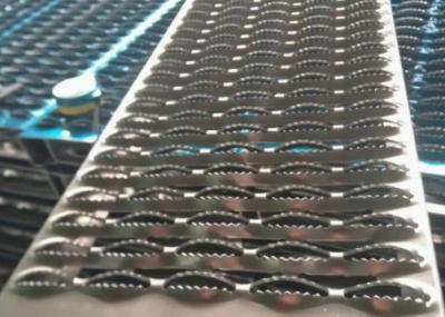 China Aluminum Serrated Grip Strut Grating with Diamond Perforated Holes for Stair Treads for sale