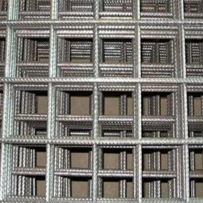 China Galvanized Welded Wire Mesh Sheets for Durable Fencing and Agricultural Enclosures for sale
