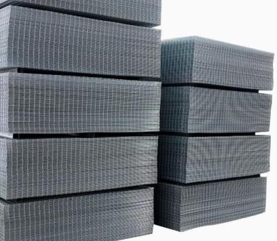 China China Supplier's Hot Dipped Galvanized Welded Wire Mesh Panel for sale