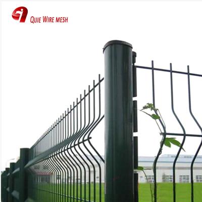 China Powder Coated 3D Triangle Bend/3D Curved Welded Wire Mesh Fence for sale
