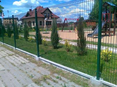 China High Quality Outdoor PVC Coated Welded 3D Curved Wire Mesh Fence Garden Fence 3D Fence for sale