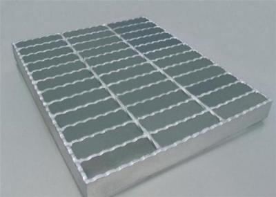 China Heavy-Duty Galvanized Steel Bar Grating for Walkway & Trench Cover for sale