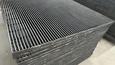 China Q235/Q345 Material Square Design Galvanized Steel Drain Grating for Lot Trench for sale