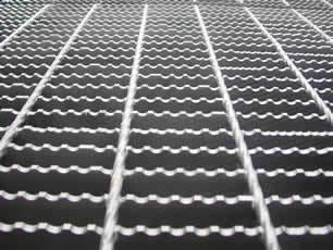China Hot Dipped Galvanized Steel Grating Various Specification Heavy Duty Metal Grid Plain Weave Welded Mesh Technique Customized for sale