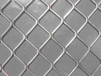 China Building Material Facade Cladding Aluminum Expanded Metal Sheet Wire Mesh for Corridor Stair Baffle for sale