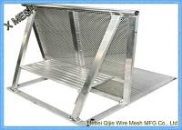China Traffic Crowd Control Barrier Security Temporary Site Fencing For Concert for sale