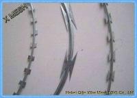 China Electric Galvanized Cross Type Galvanized Barbed Wire For Prison Fence for sale
