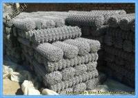 China 10 FT Length Commercial Chain Link Fence Heavy Duty Corrosion Resistant for sale