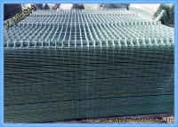 China 10 Gauge Triangle Curved Metal Fence 3D Wire Mesh Fence Black PVC Coated SGS Approved for sale