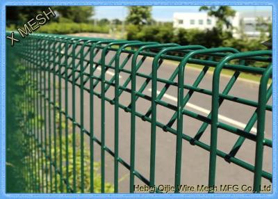 China Powder Coated Welded Iron Wire BRC Garden Fence With V Shape Clamp for sale