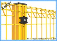China Powder Coated Welded Iron Wire BRC Garden Fence With V Shape Clamp for sale