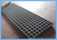 China Press Locked Galvanized Steel Grating 40x100mm Pitch with 83.3% Drainage Area for Industrial Platforms for sale