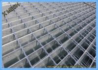 China Heavy-Duty Serrated Welded Steel Bar Grating 600-1200mm Width with 3-60 Ton Load Capacity for Industrial Walkways for sale