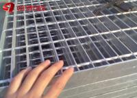 China Flooring Hot Dip Serrated Galvanized Steel Grating Stair Tread Long Life for sale