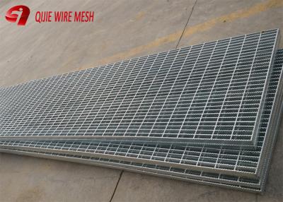 China 19-W-4 Hot Dipped Galvanized Steel Grating Platform - 34x38mm Mesh, 20-70mm Height Options for sale