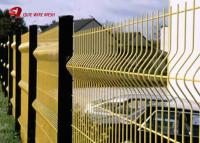 China Powder Coated 3D Curved Metal Fence Welded Wire Mesh Panel Fence With Peach Post for sale