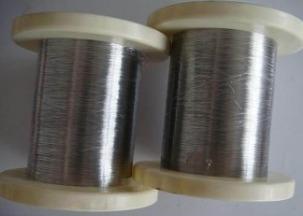 China 0.45mm-0.55mm Galvanized Binding Wire for Medical Face Mask Nose Wire | 25kg Rolls | 600 Ton Monthly Capacity for sale