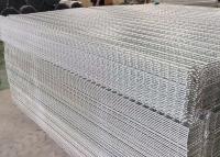 China 3D Bending Wire Mesh Curved Wrought Iron Fence Panels 50x150mm Aperture with 1.2mm Thickness Posts for sale