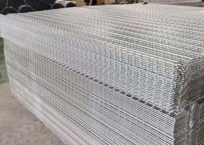 China 3D Bending Wire Mesh Curved Wrought Iron Fence Panels 50x150mm Aperture with 1.2mm Thickness Posts for sale