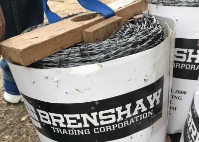 China 9 Gauge Military Barbed Wire - PVC Coated Security Fencing in 10kg, 15kg, 17kg, 20kg Rolls with 3-6 Inch Spacing for sale