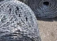 China 5 Clips Bto 22 Flat Wrap Razor Wire For Crowded Areas for sale