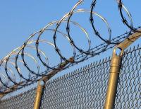 China Zinc Coated Galvanized Steel Chain Link Fence Application With Razor Barbed Wire for sale