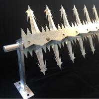 China Anti Corrosion Fence Razor Spikes Hot Dipped Galvanized Rotary for sale