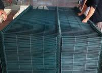 China PVC Coated 3D Curved Wire Mesh Fence with Peach Post - 1030mm to 2430mm Height, 50x200mm Mesh for sale