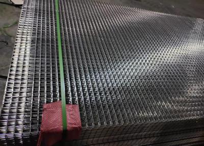 China Waterproof 4*4 SUS 304 Welded Wire Mesh , Steel Woven Wire For Farm Panel for sale