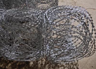 China 800mm Diameter Concertina Razor Wire Flat Wrap Bto-20 for sale
