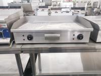 China Electric Griddle Machine with Stainless Steel Construction and Temperature Adjustment for sale