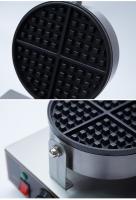 China Non-Stick Commercial Waffle Maker Machine for Single Belgian Waffles 250*320*195mm for sale