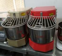 China Commercial Kitchen Dough Mixer Stainless Steel Planetary Stand Spiral Mixing Machine for sale