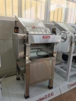 China Low Noise Noodle Roller Machine 130r/Min Thickness Adjustable For Pasta for sale