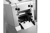 China Commercial Noodle Making Machine 1.1kw Stainless Steel OEM / ODM Available for sale
