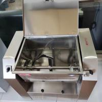 China 50kg Capacity Horizontal Dough Mixer Industrial Flour Kneader for sale