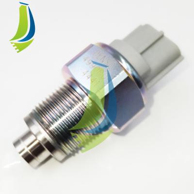 China 499000-4441 Fuel Rail Pressure Sensor 4990004441 For 4HK1 6HK1 Engine for sale