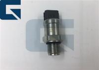 China Excavator High Pressure Sensor 7223203 KM16-S13 49MPa For  EX200-2 EX200-3 for sale