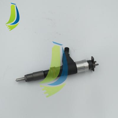China 095000-6310 Common Diesel Fuel Injector For Excavator Parts RE546784 for sale