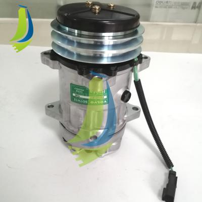 China 6848095 Air Conditioning Compressor For EC210B Excavator Parts for sale