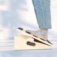 China Professional Adjustable Calf Stretcher Multi-gear calf Achilles tendon exercise standing Wooden Slant Board for sale