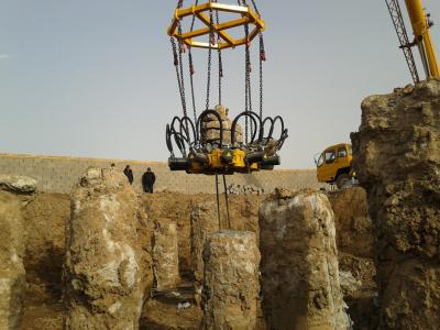 China KP315A Hydraulic Pile Breaker Round Concrete Column , Pile Diameter 300mm - 1050mm for sale