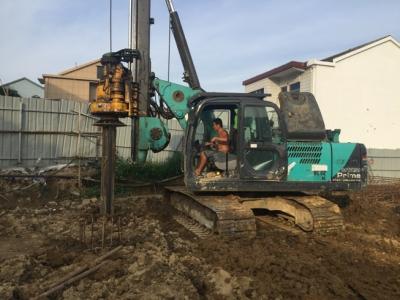 China Durable Mobile Pile Driving Equipment Max Torque 80 kN.m KR80K Rotary Piling Rig Machine Max. drilling depth 28 m for sale
