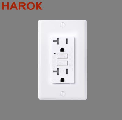 China ‎UL Listed 125V 1W 15 Amp GFCI Outlet Polycarbonate Material 2 Years Warranty for sale